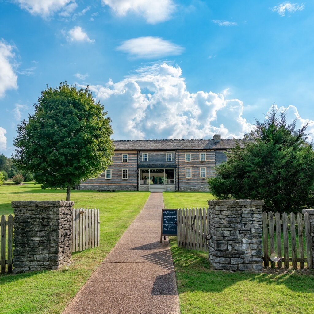 Visit Sumner County Tennessee - Memories are Made of This